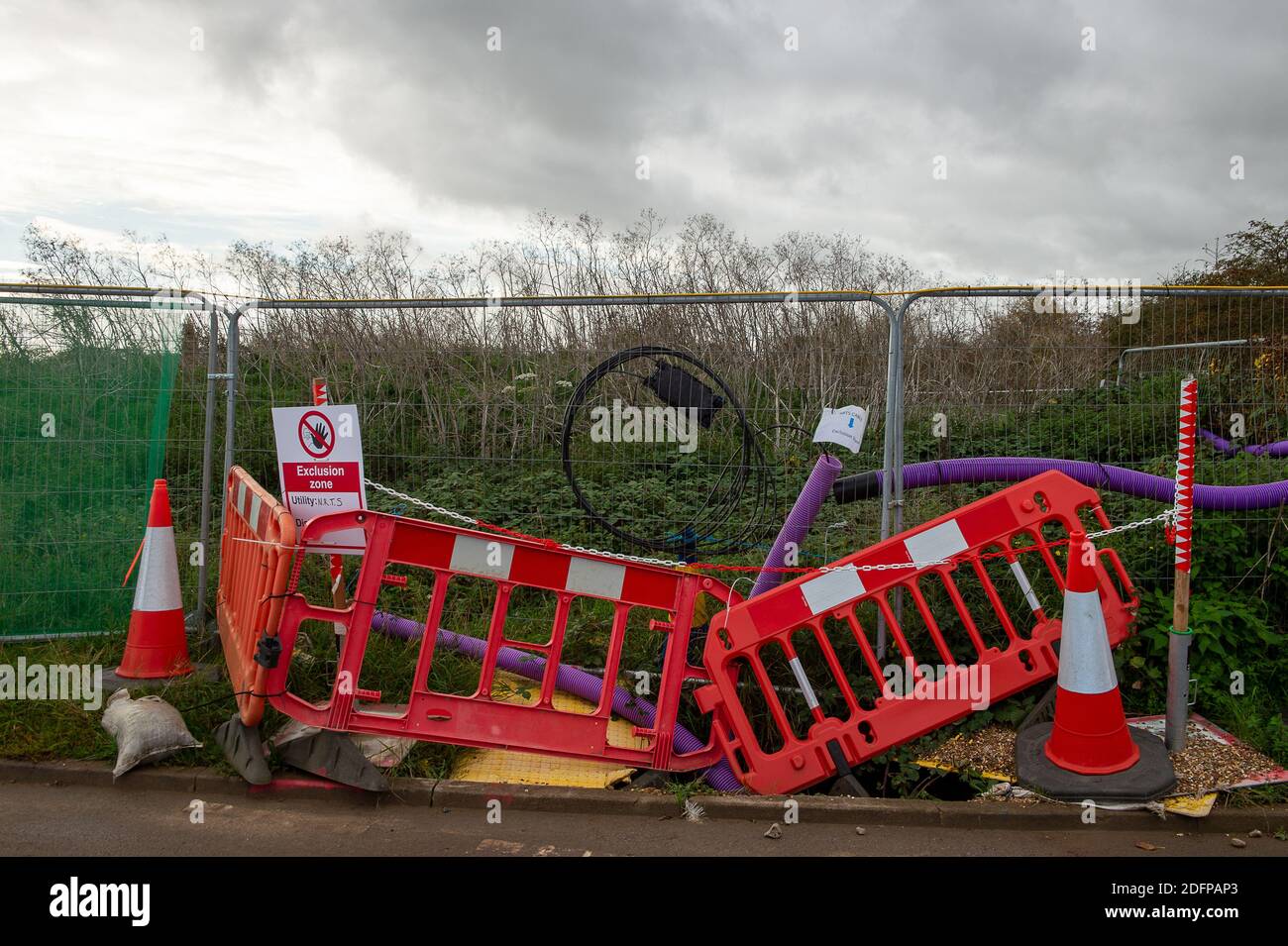 Slough, Berkshire, UK. 1st November, 2020. The M4 between Junction 5 ...