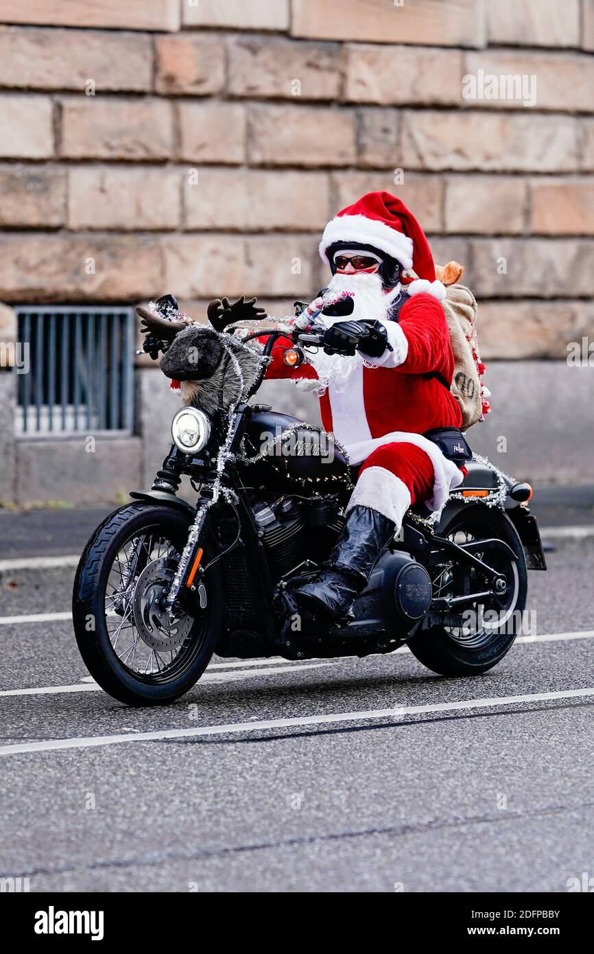 Santa On A Harley Davidson