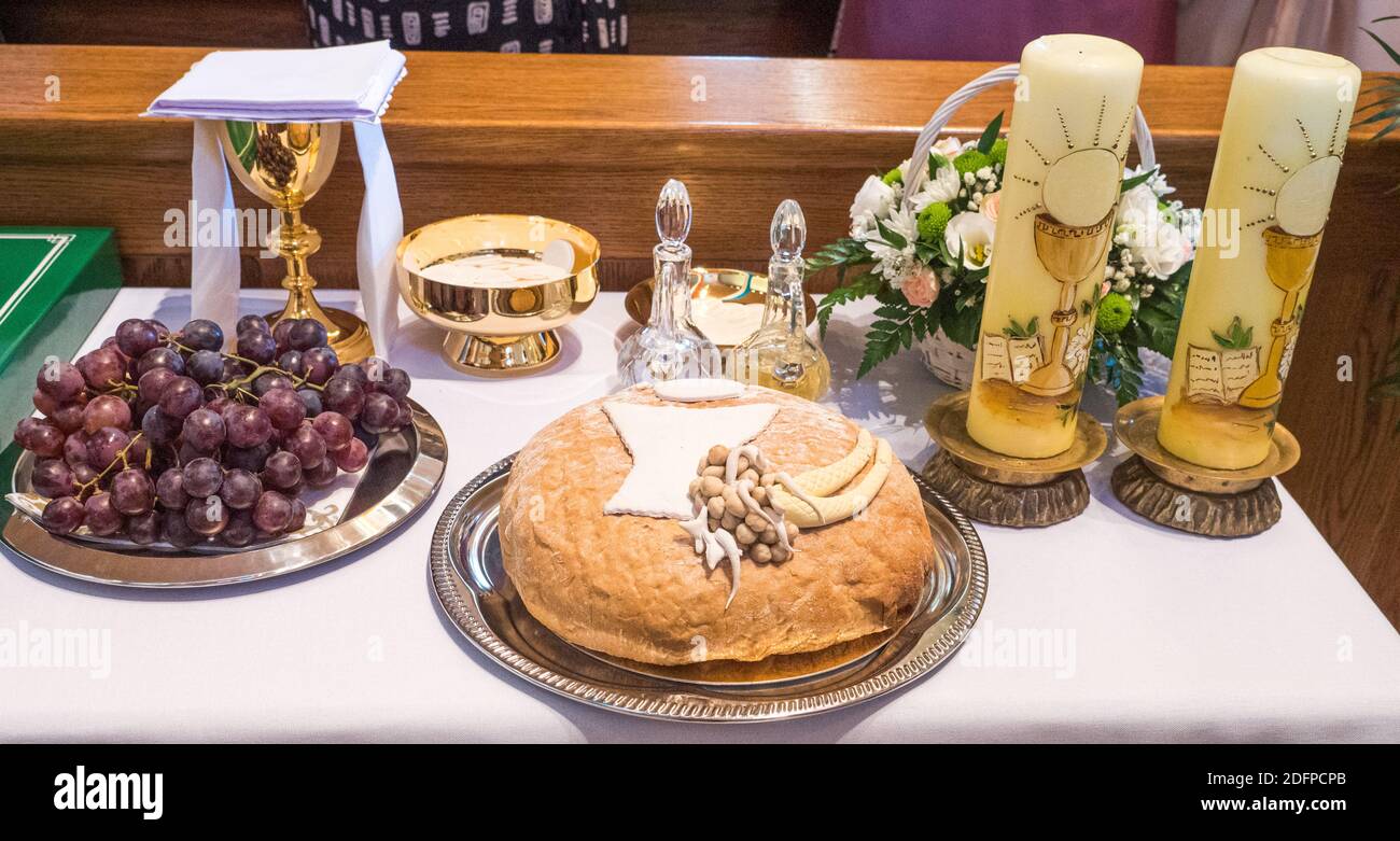 First holy communion hi-res stock photography and images - Alamy