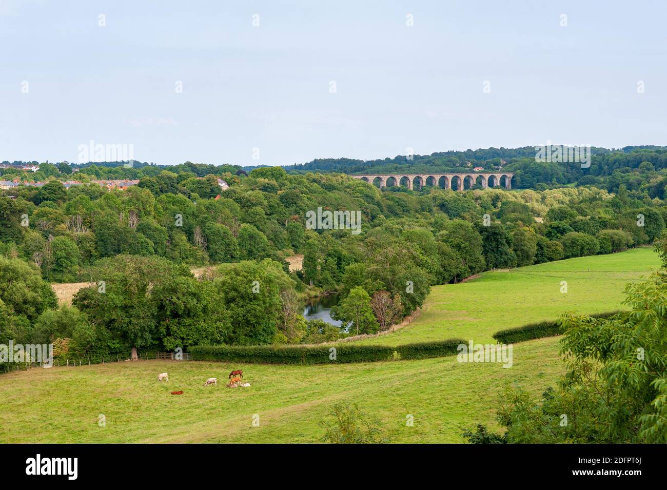 Traphont Cefn Mawr Rail Viaduct across the River Dee in the Vale of ...
