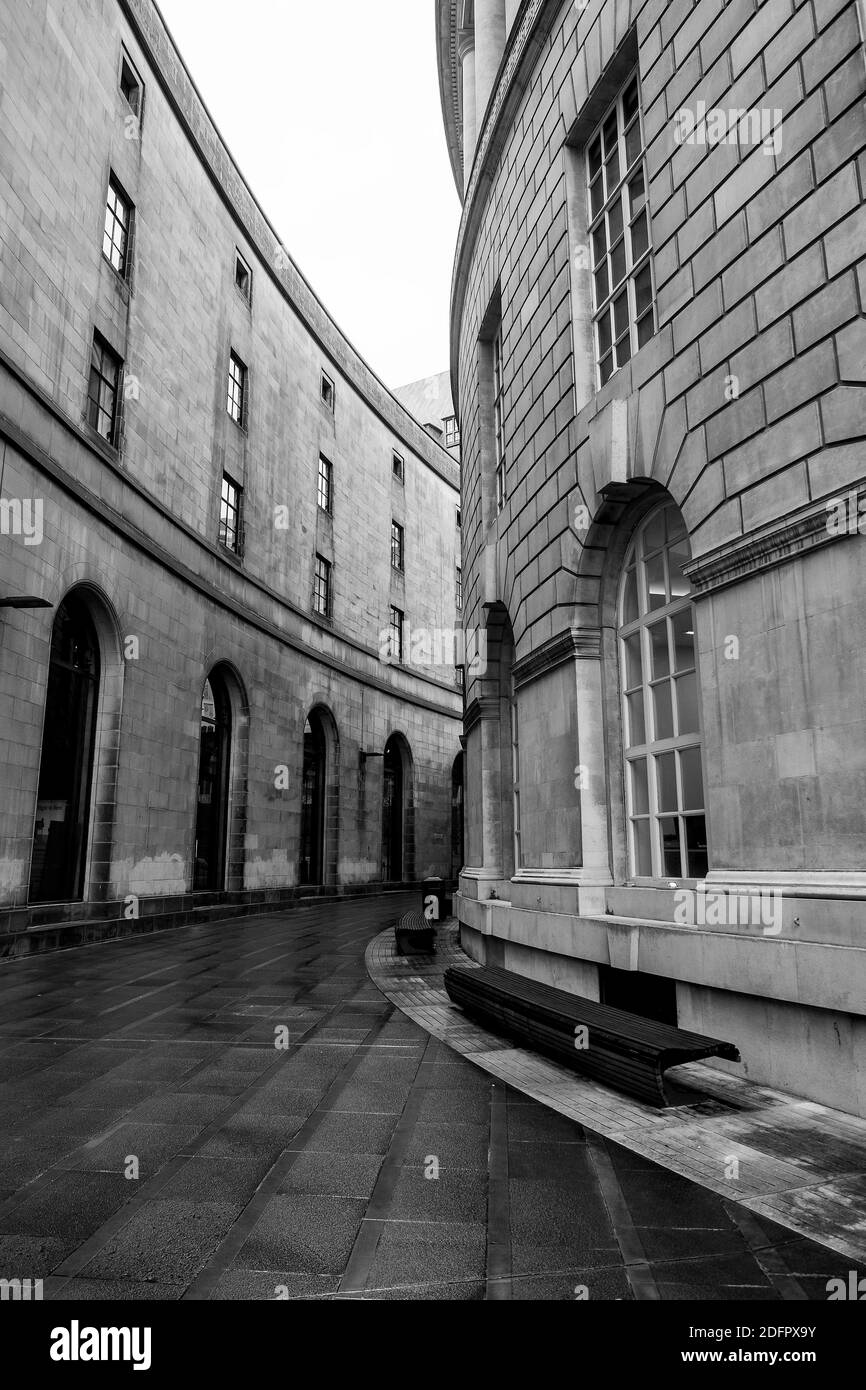 The university of manchester library hi-res stock photography and ...