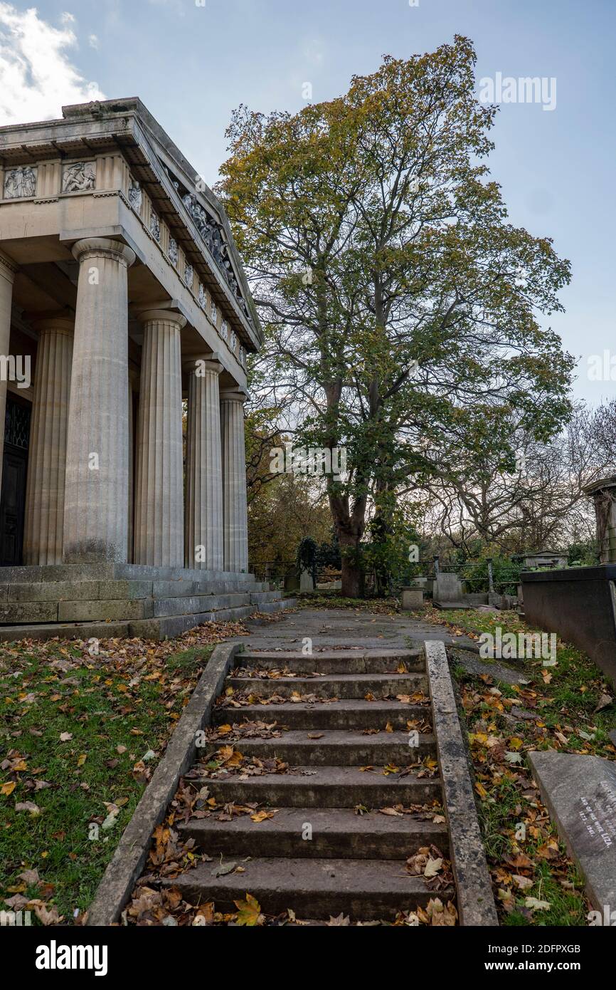 Lambeth crematorium hi-res stock photography and images - Alamy
