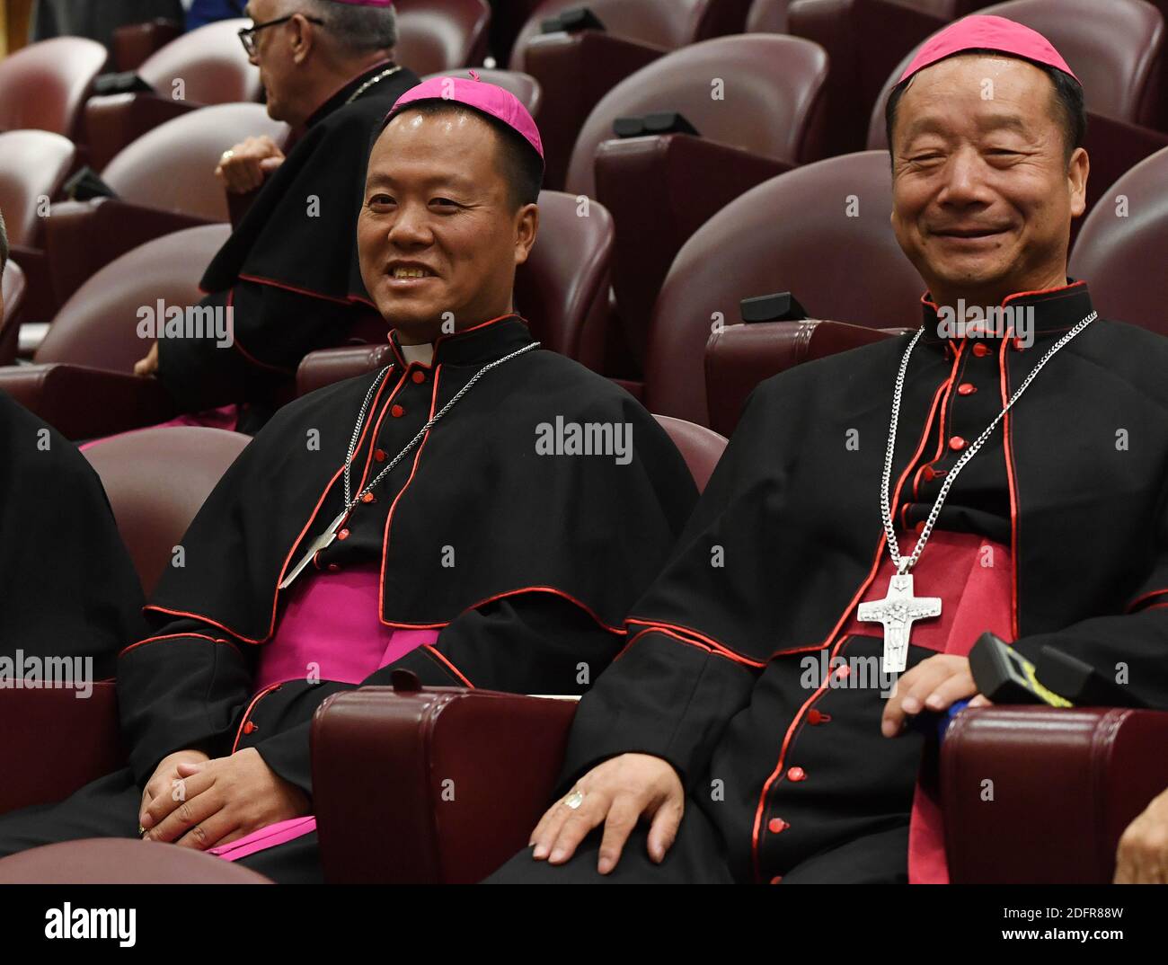 Chinese bishops hi-res stock photography and images - Alamy