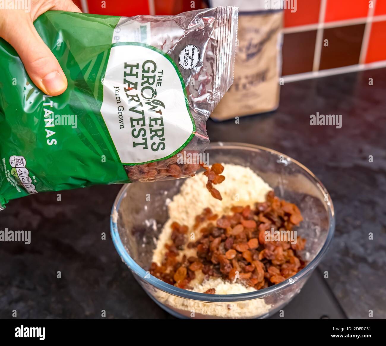 Packet of sultanas hi-res stock photography and images - Alamy