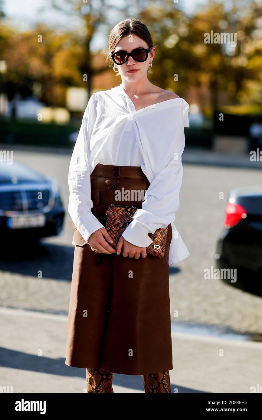 Street style, Madelynn Furlong arriving at Rochas spring summer 2019 ...