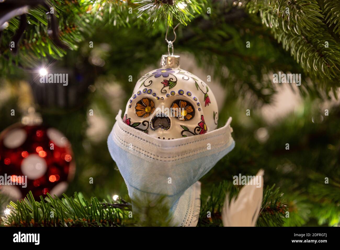 Skull mask covid hi-res stock photography and images - Alamy