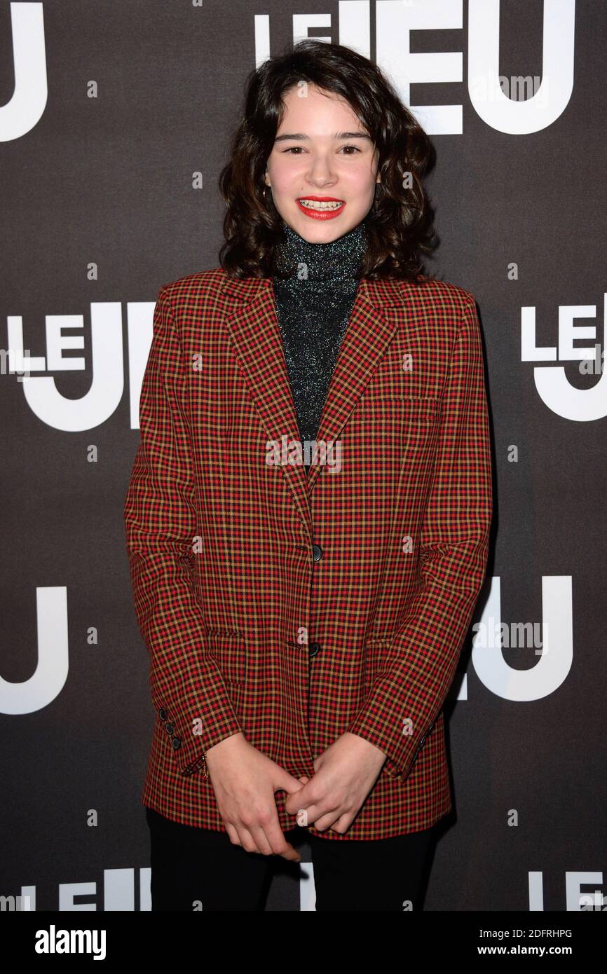 Fleur Fitoussi assiste a la Premiere du film Le Jeu a l'UGC Normandie a ...