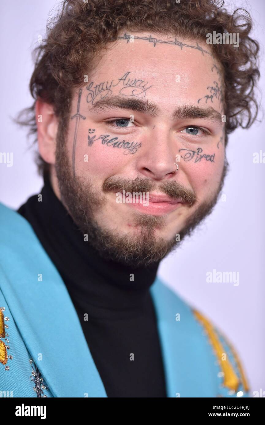 Post Malone attends the 2018 American Music Awards at Microsoft Theater ...