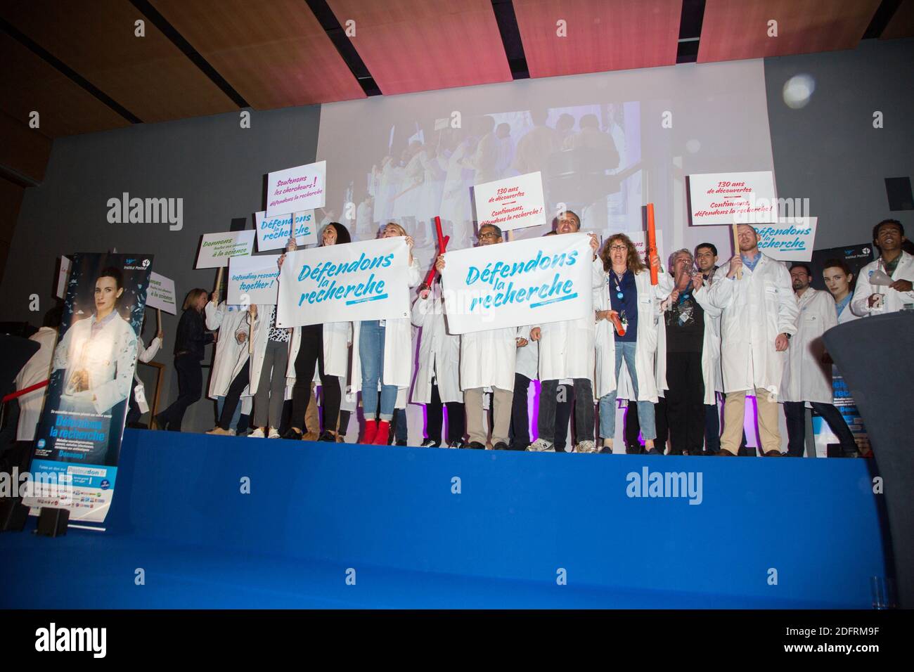 París 12 eme hi-res stock photography and images - Alamy