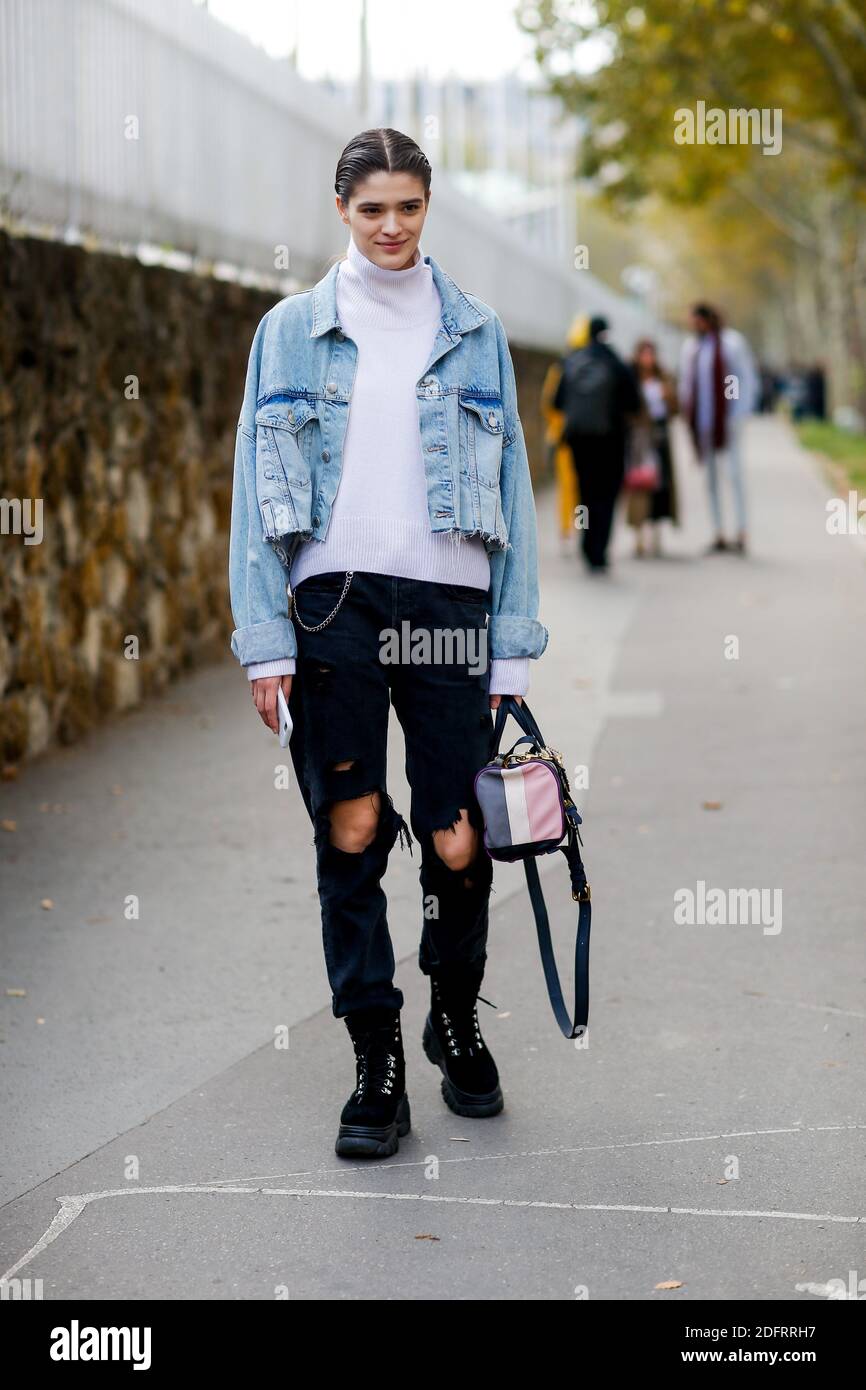 Street style, model Alexandra Micu after Loewe spring summer 2019 ready ...