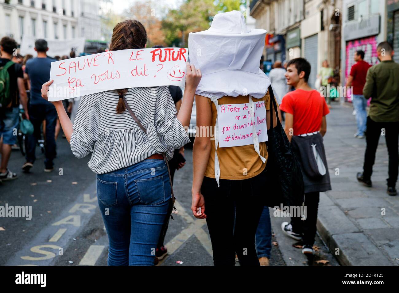 Global mobilization on the street to show popular support to combat ...