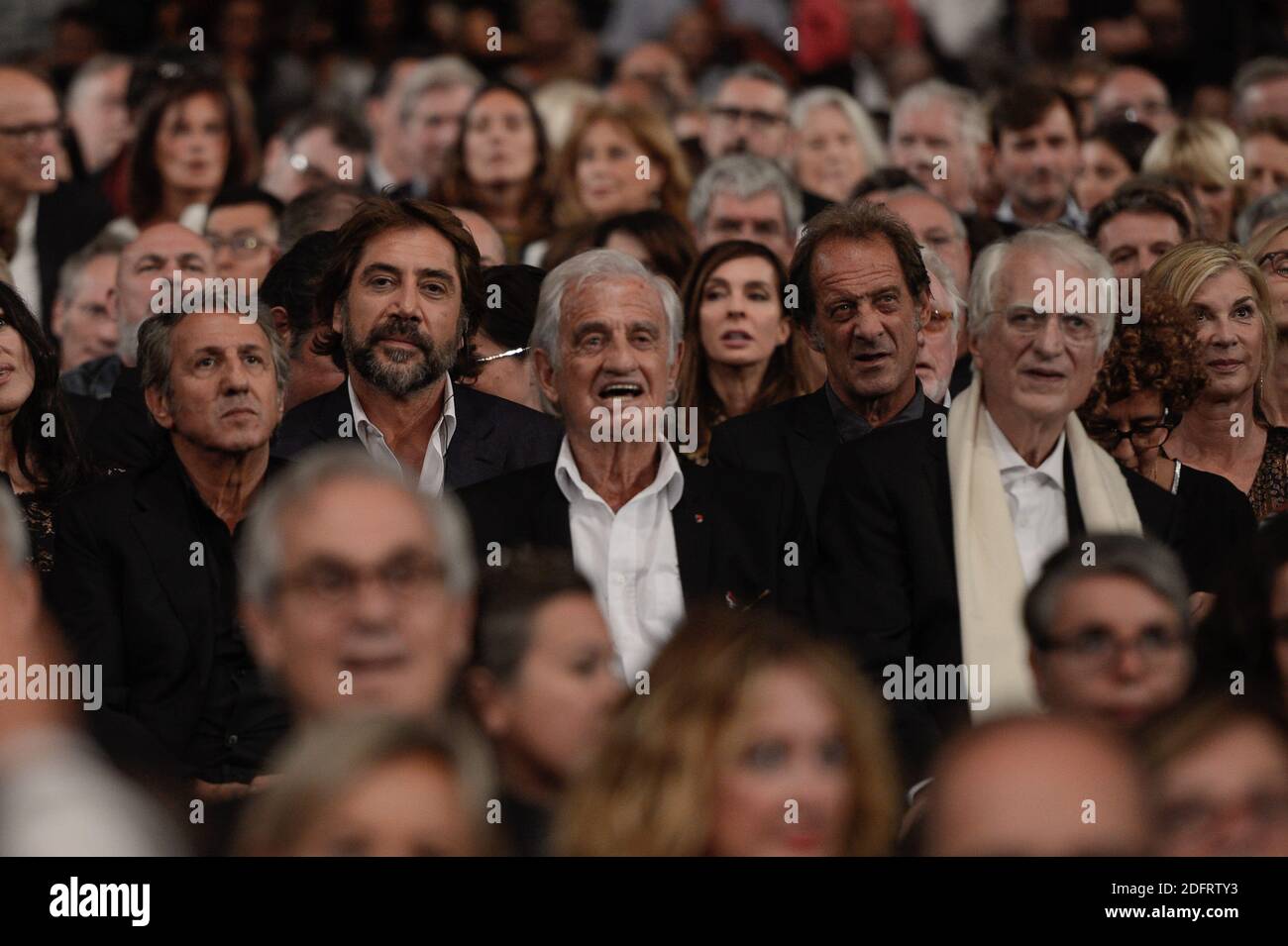 Javier Bardem, Jean Paul Belmondo, Vincent Lindon, Bertrand Taverneir ...