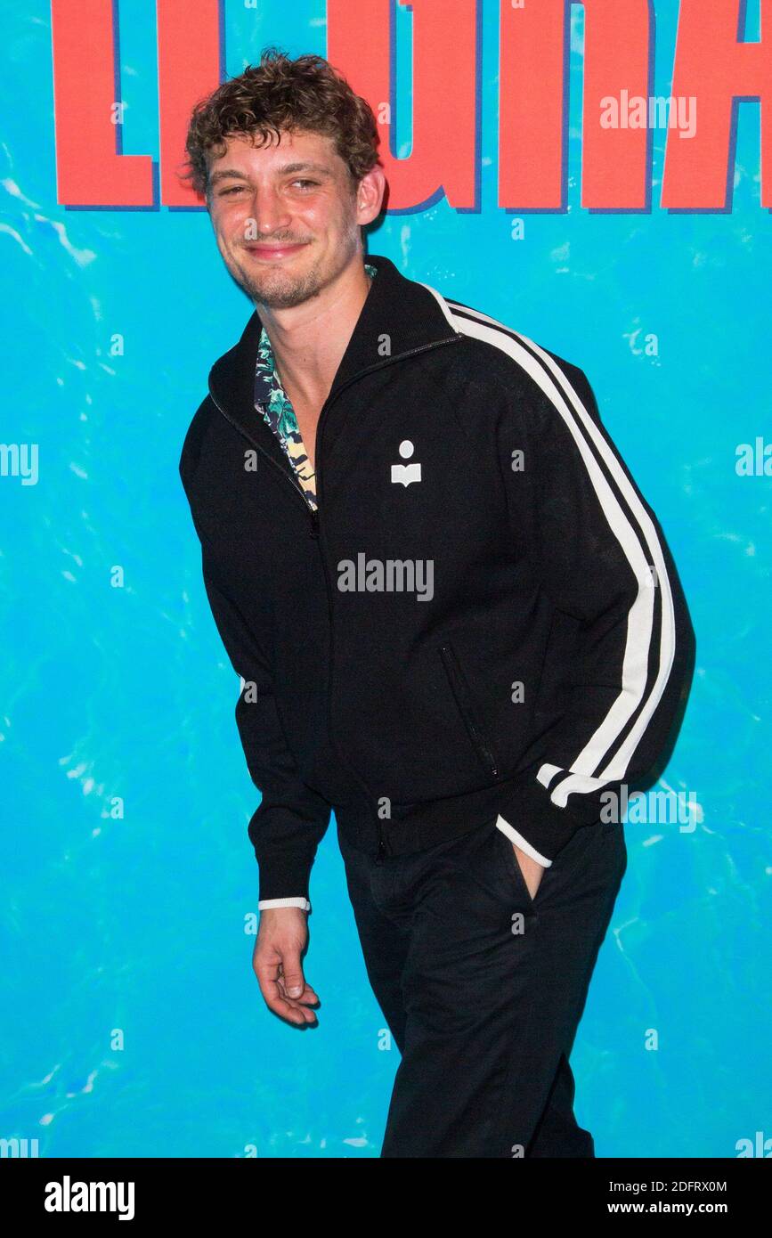 Niels Schneider attends 'LE GRAND BAIN' Paris film premiere at Le Grand ...
