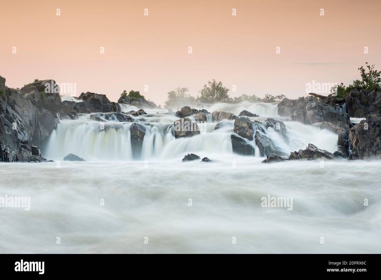 The Potomac River surges through a rocky gorge at Great Falls Stock ...