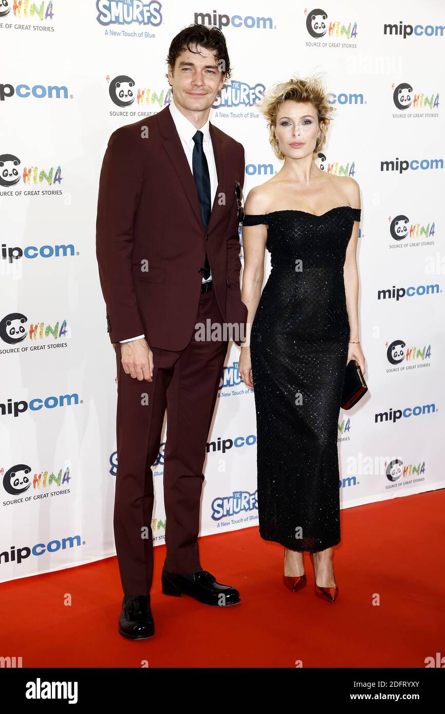 Viktoria maslova hi-res stock photography and images - Alamy