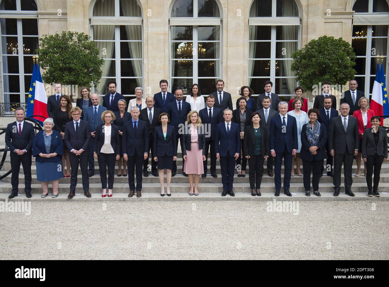 Official Photo of the new government at the Elysee Palace in Paris on ...