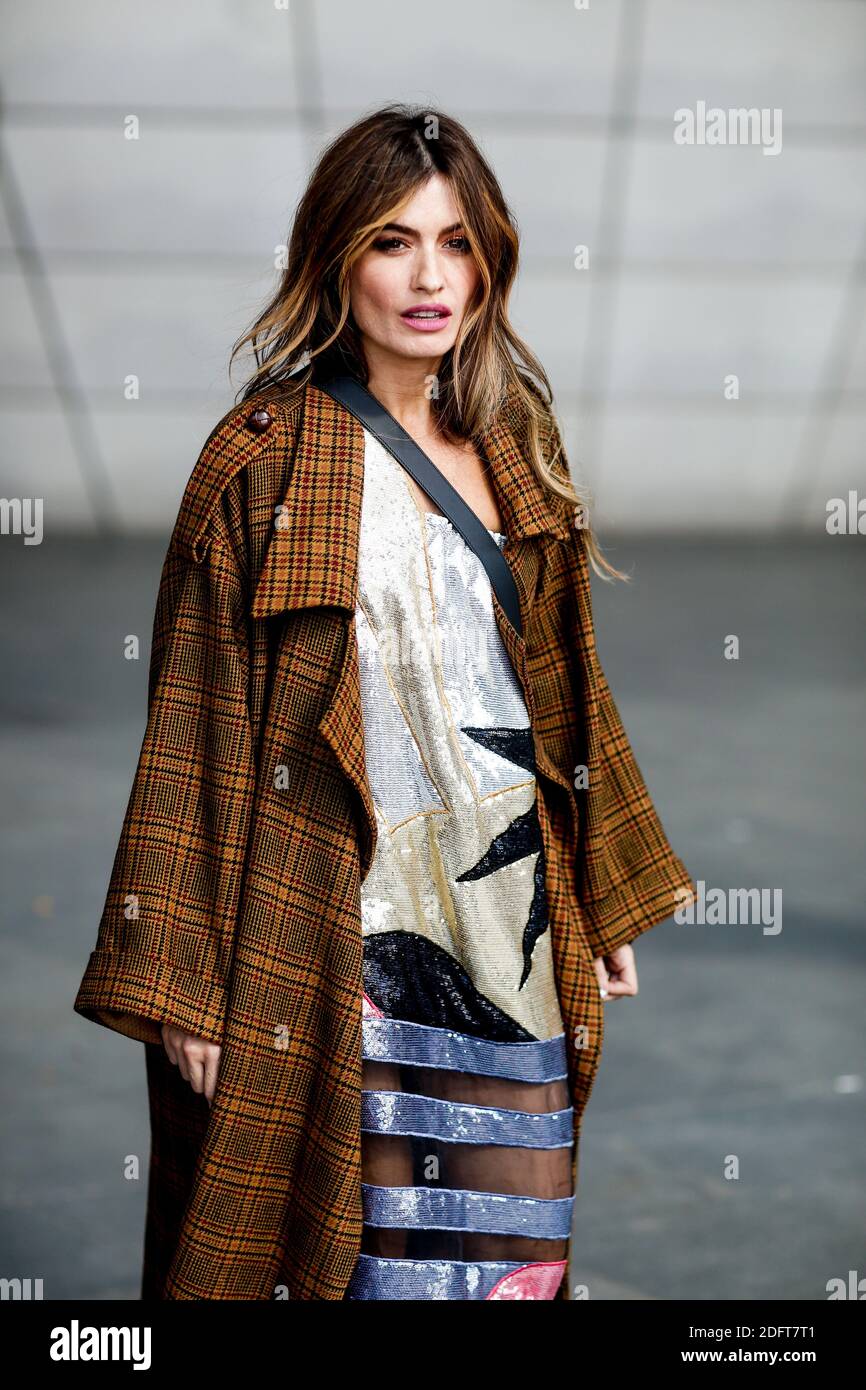 Street style, Angela Rozas Saiz arriving at Giambattista Valli spring ...