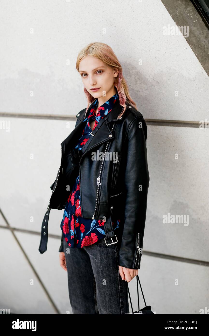 Street style, model Sonya Maltceva after Giambattista Valli spring ...