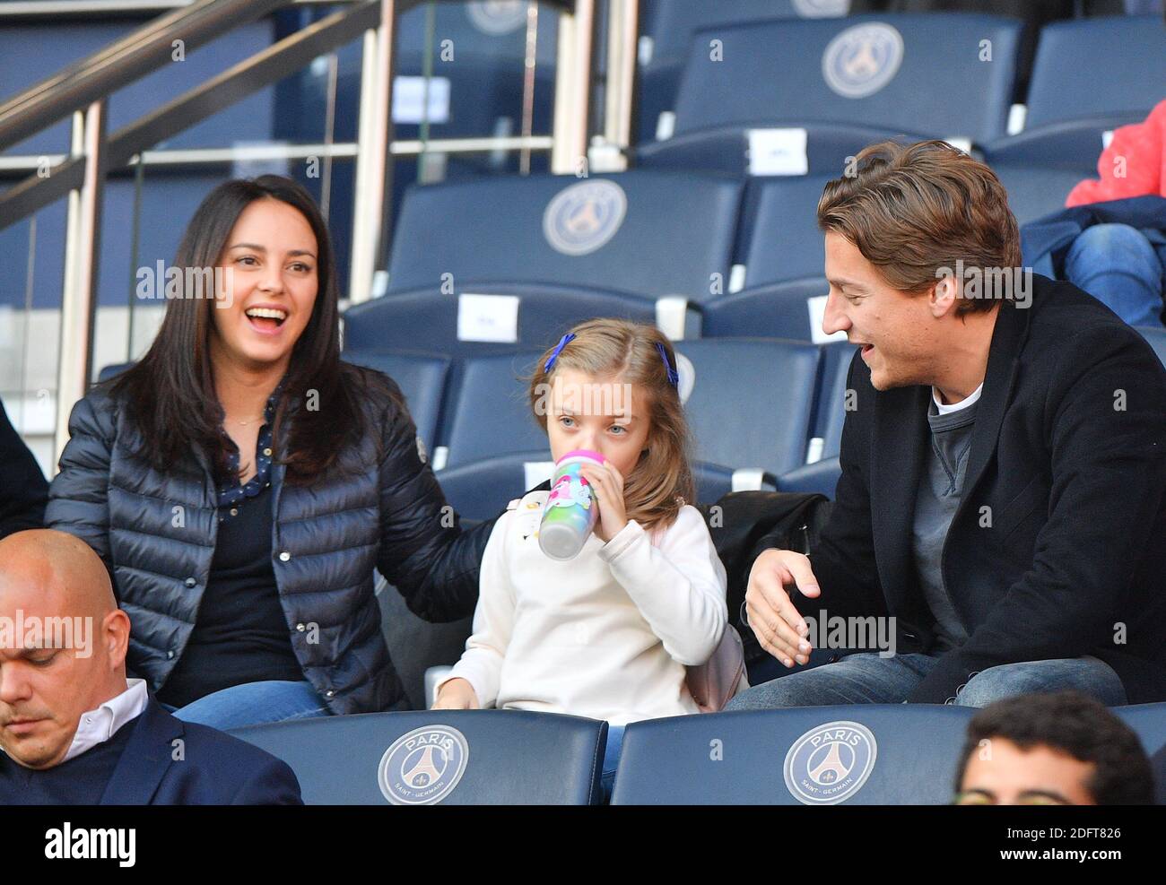 Please hide children's faces prior to the publication - Jean Sarkozy ...