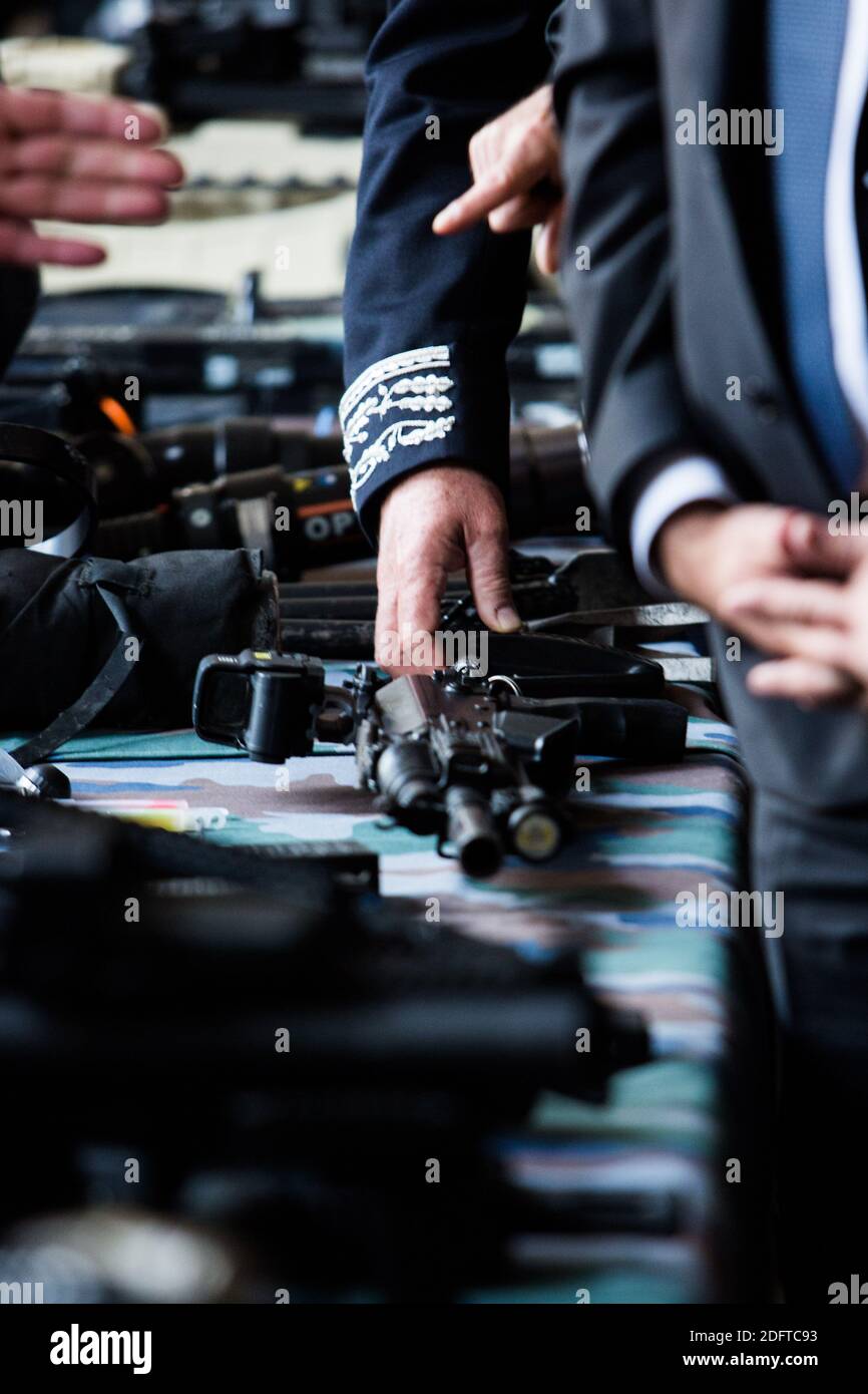 Weapons at the headquarters of French "Research, Assistance ...