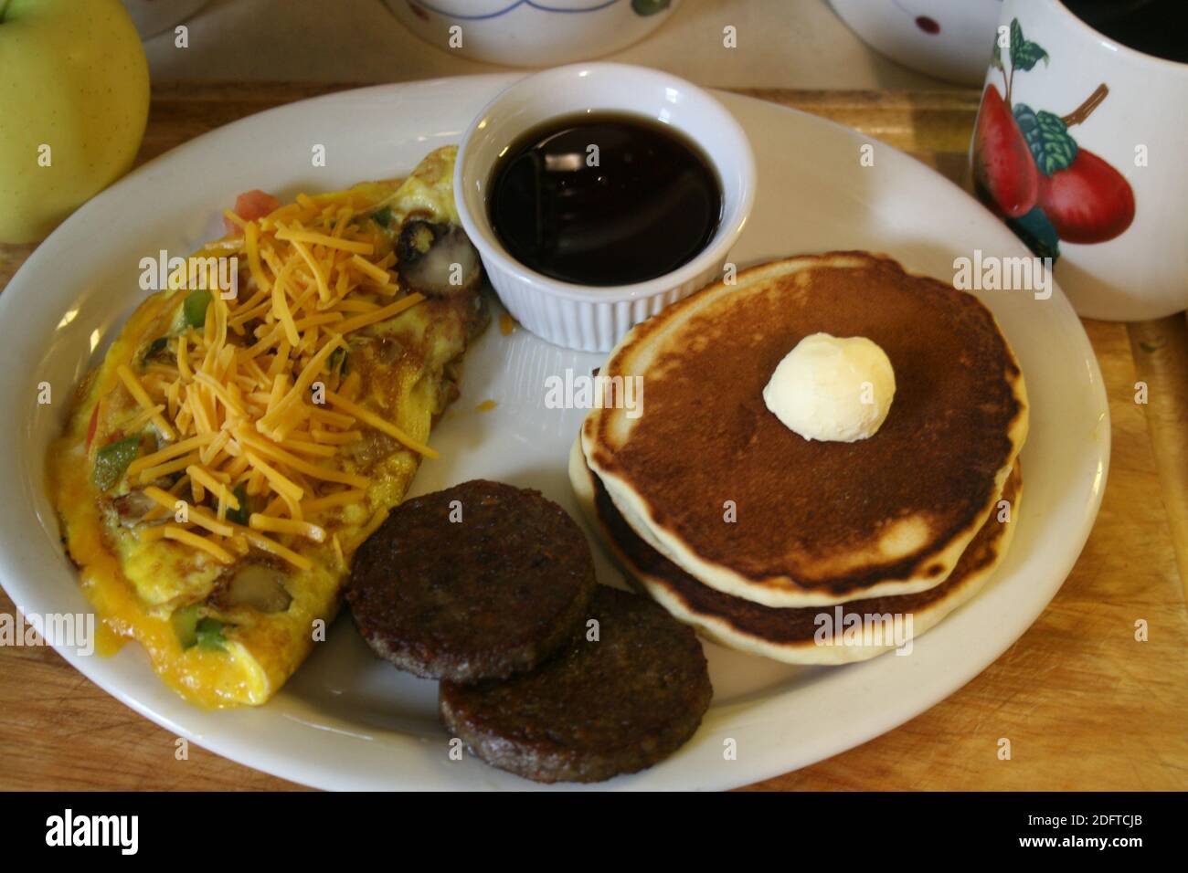 Breakfast Midwest Style. Omelet short stack and sausage Stock Photo - Alamy