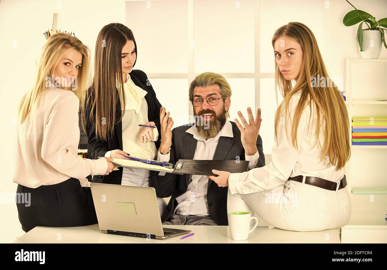 Man and women colleagues. Too much attention to his person. Going crazy ...