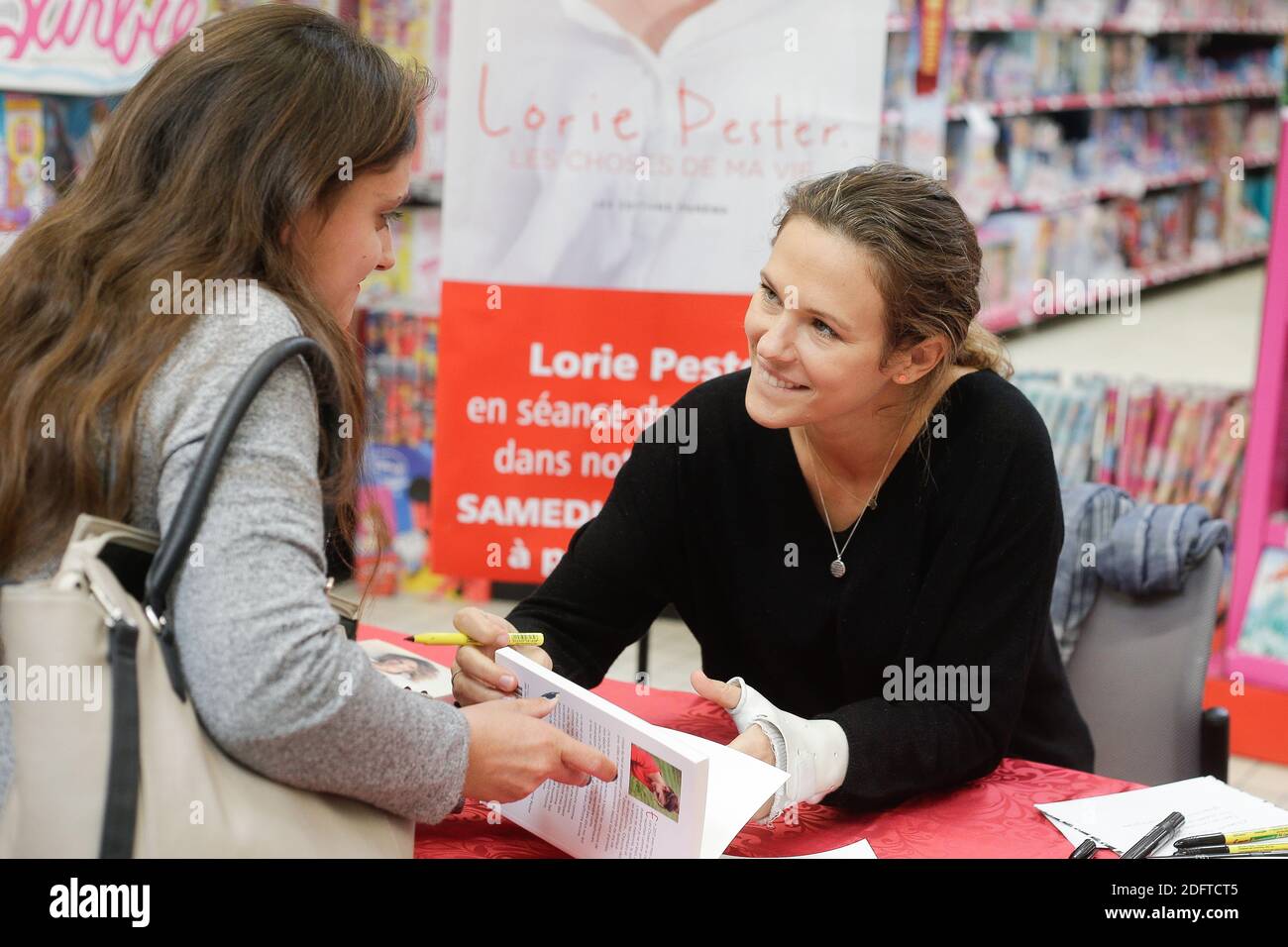 Exclusive - French singer and actress, Lorie Pester dedicates her book ...