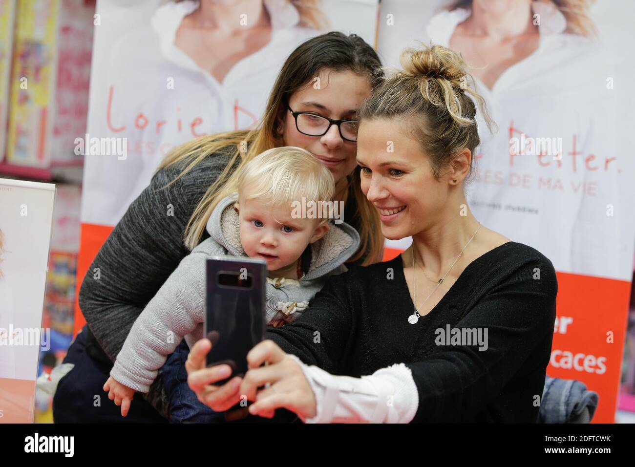 Exclusive - French singer and actress, Lorie Pester dedicates her book ...