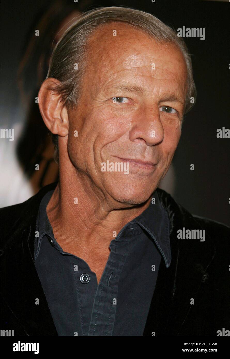 Peter Beard attends P. Diddy's Citizen Change Political Art Exhibit ...