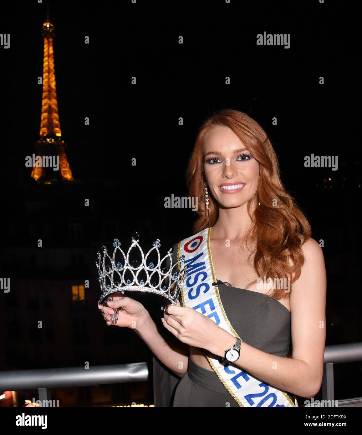 Miss France 2018 Maeva Coucke lors de la presentation de la Couronne ...