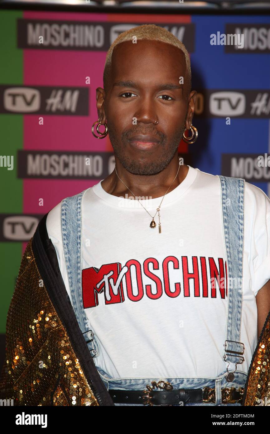 Kiddy Smile arrives at MOSCHINO [tv] H&M Launch Party at Le Dernier ...