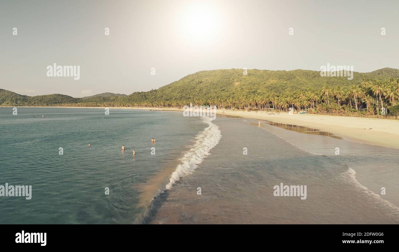 The sun and the sand hi-res stock photography and images - Alamy