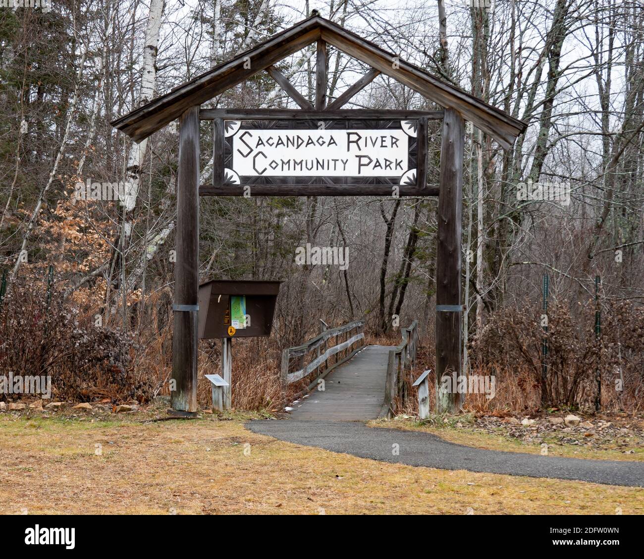 Entrance park in early hi-res stock photography and images - Alamy