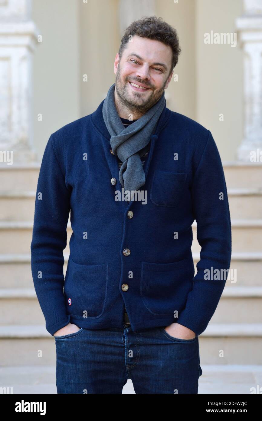 Antoine Blossier assiste a la premiere du film Remi Sans Famille lors ...