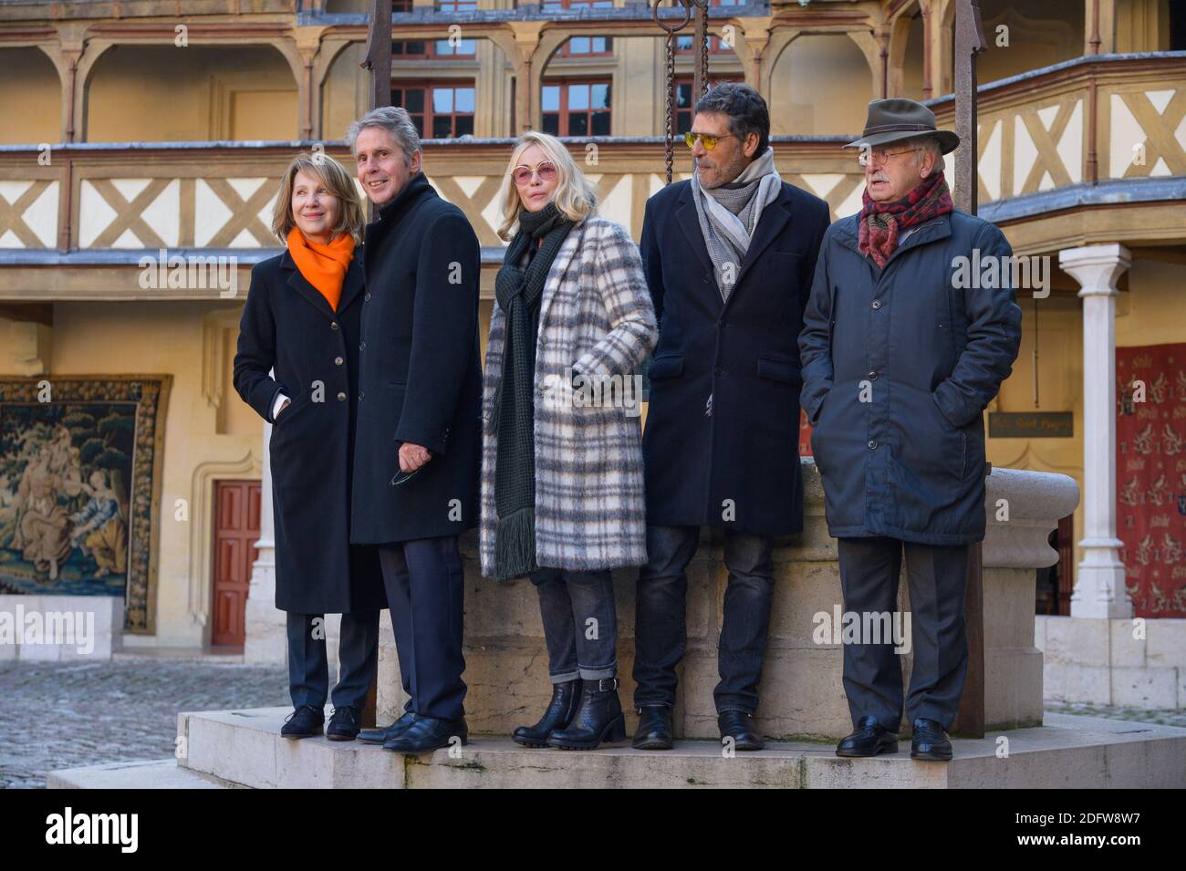 Nathalie Baye, Emmanuelle Beart, Pascal Elbe, Erik Orsenna attending ...