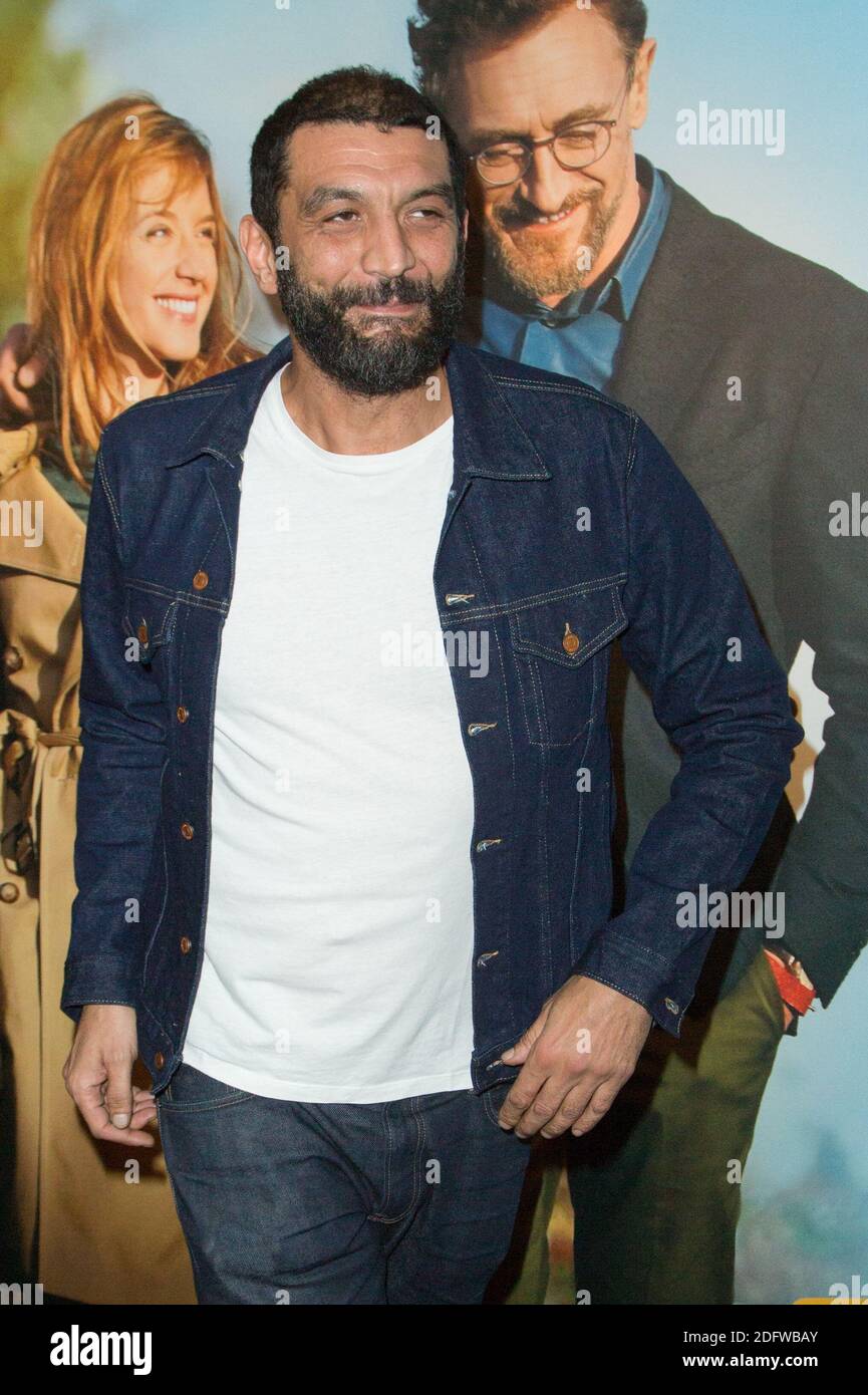 Ramzy Bedia attends Lola et ses freres Paris Premiere at UGC Georges V ...