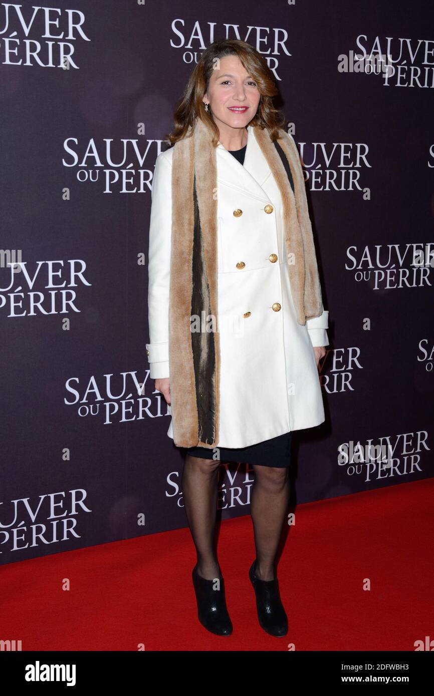 Caroline Ducey assiste a la Premiere du film Sauver Ou Perir a l'UGC ...