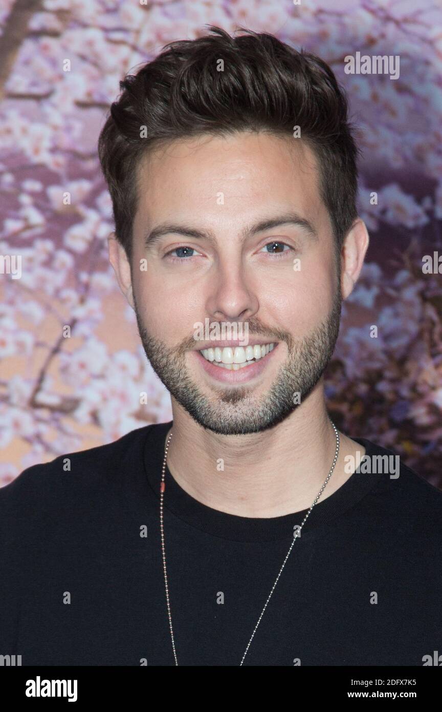Youtuber Eric Lussier attends 'Le Retour de Mary Poppins' Paris film ...