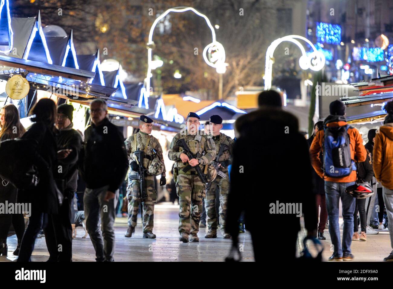 Security is reinforced on Christmas Market because of terror attacks ...