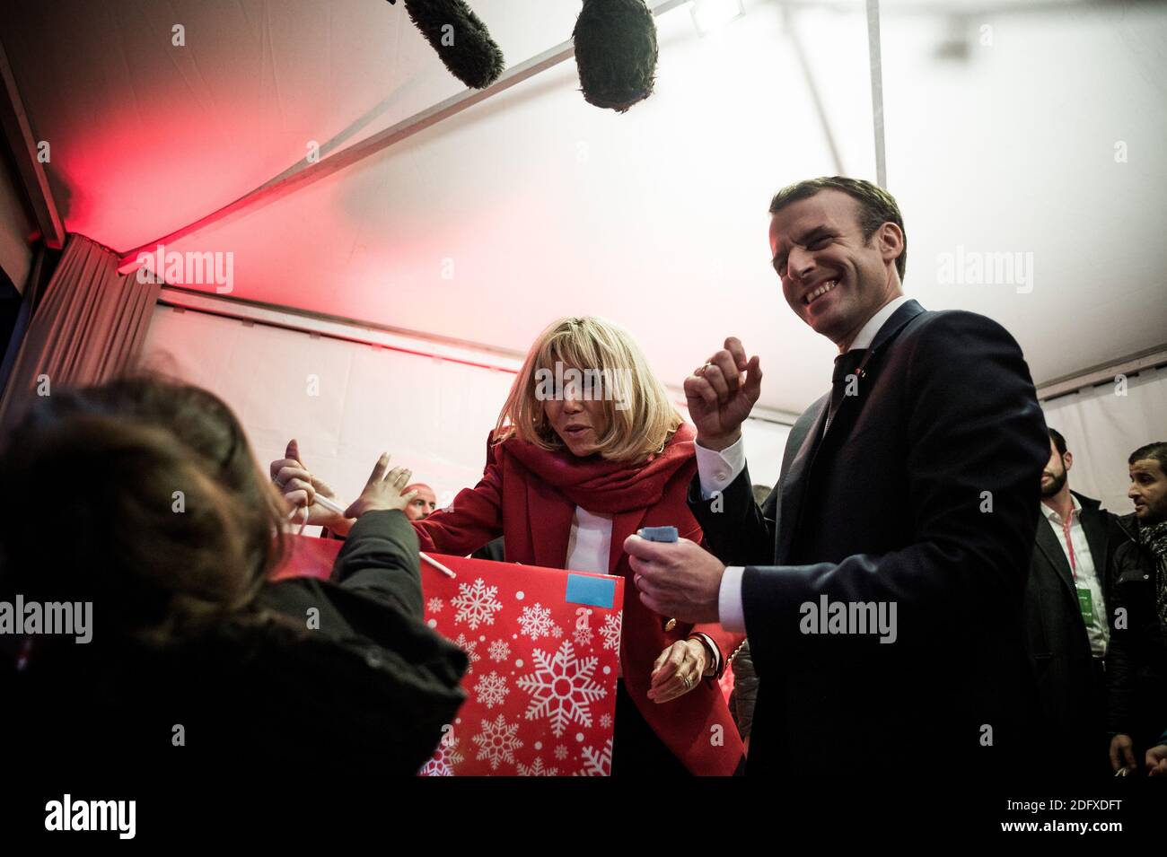 Emmanuel Macron And His Wife Brigitte Macron Welcome the children of ...