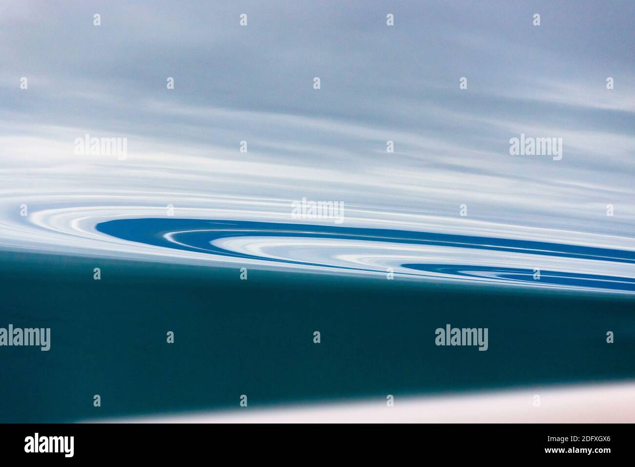 Ripple pattern hi-res stock photography and images - Alamy