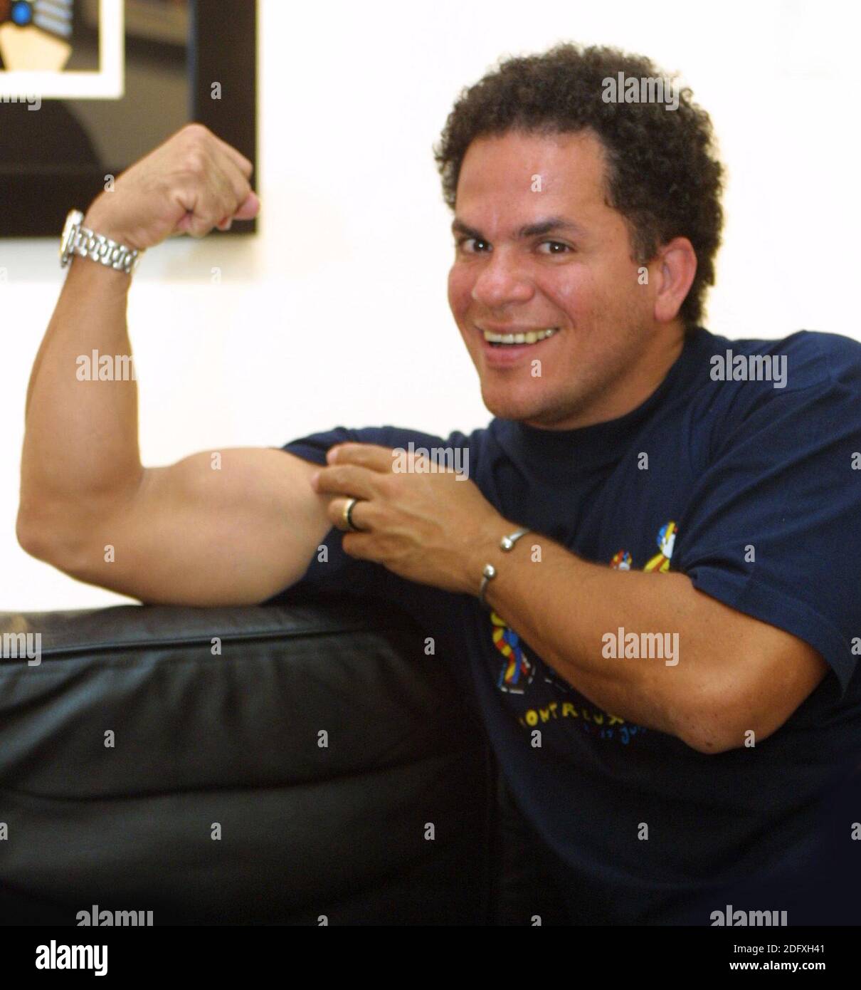 Romero britto gallery hi-res stock photography and images - Alamy