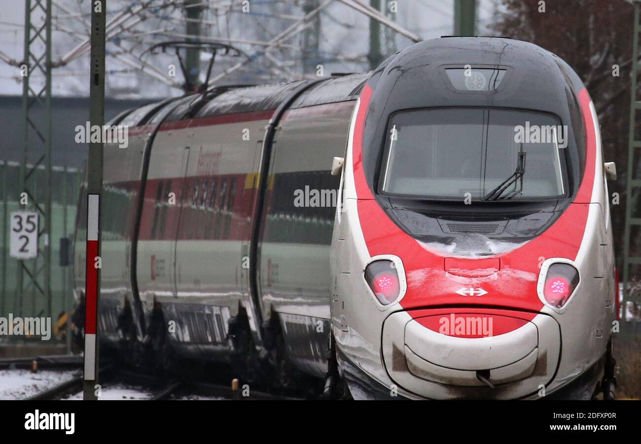 Memmingen, Germany. 02nd Dec, 2020. The Swiss high speed train "Astoro ...