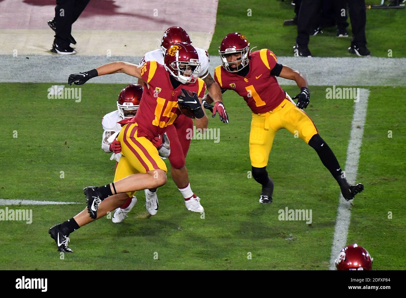Los Angeles, CA. 6th Dec, 2020. USC Trojans wide receiver Drake London ...