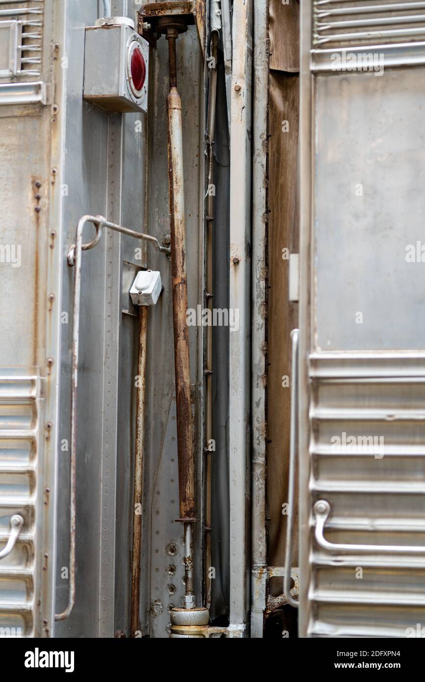 Train coupler hi-res stock photography and images - Alamy