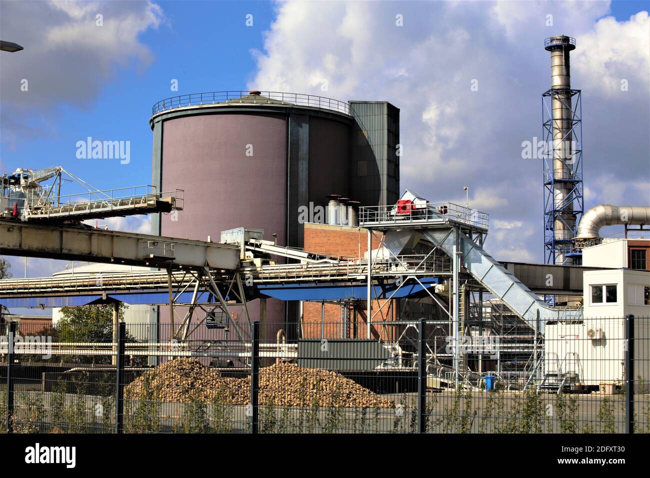 old factory building Stock Photo - Alamy