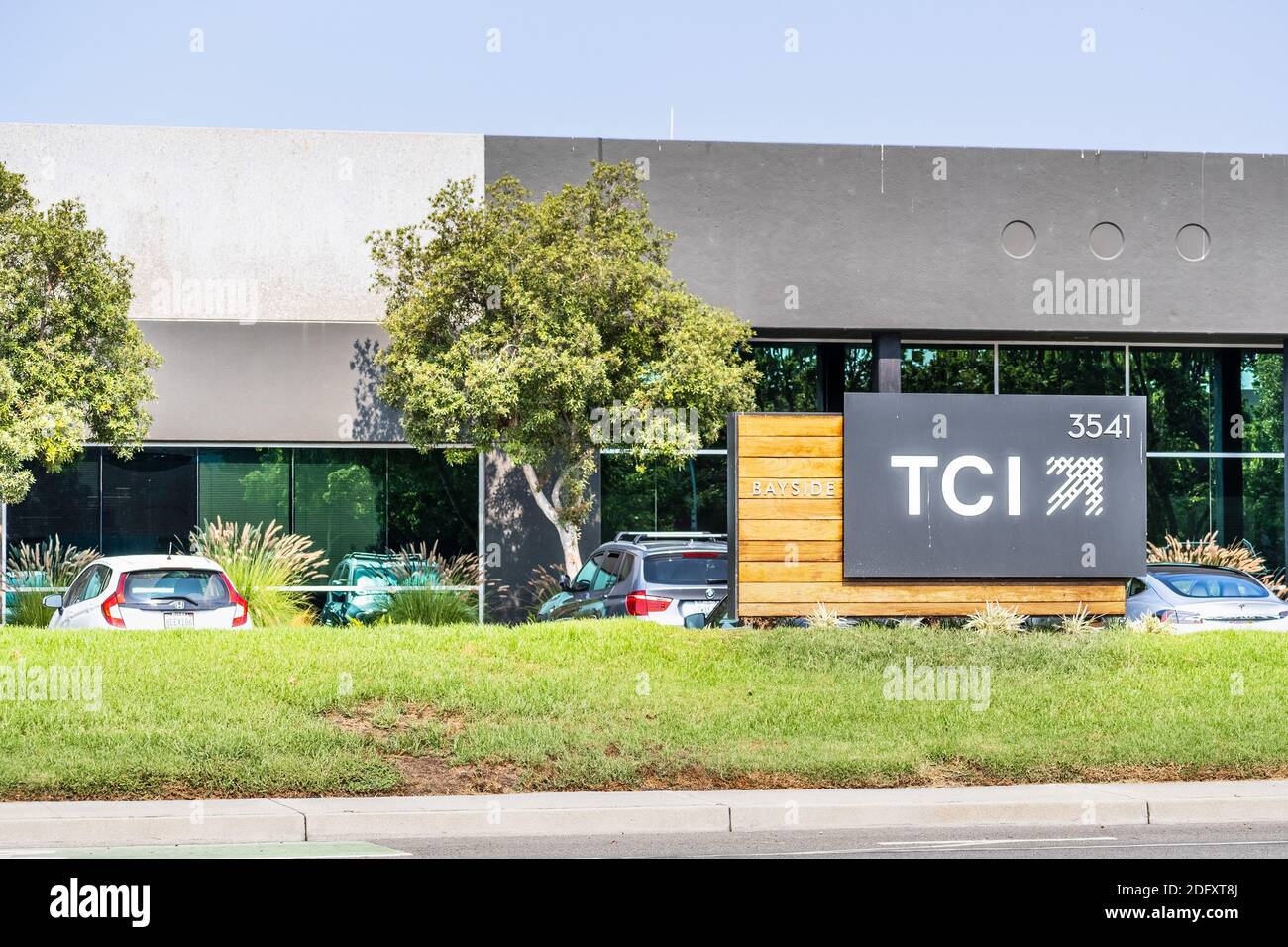 Finding logo hi-res stock photography and images - Alamy