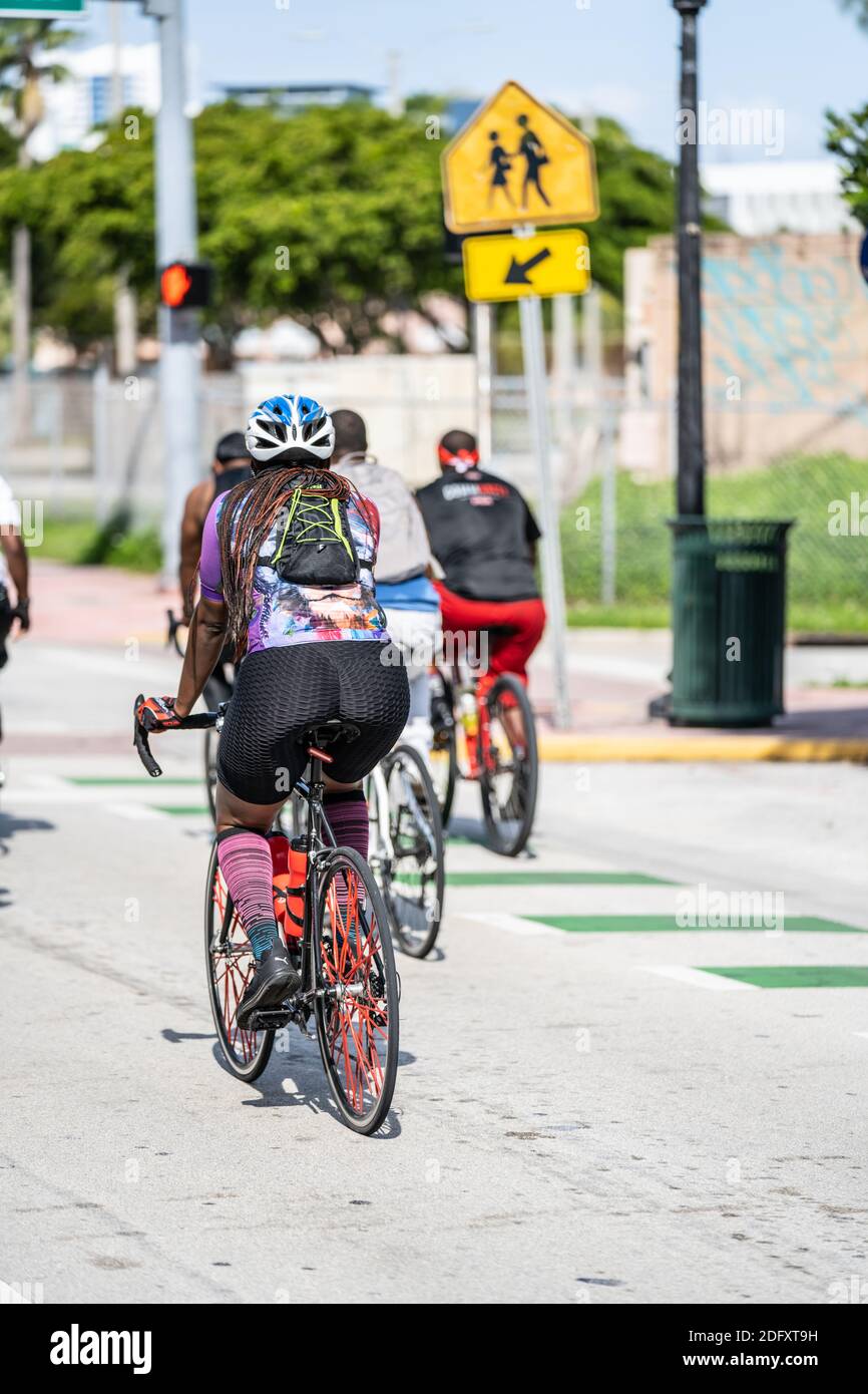 Street photography group bike ride Miami Beach Sunday Morning Stock ...