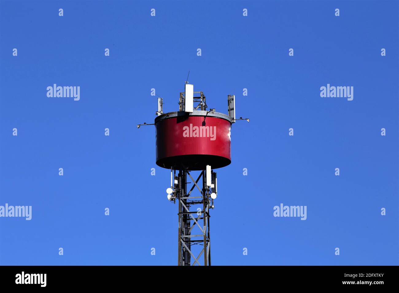 Mobile air traffic control tower hi-res stock photography and images ...