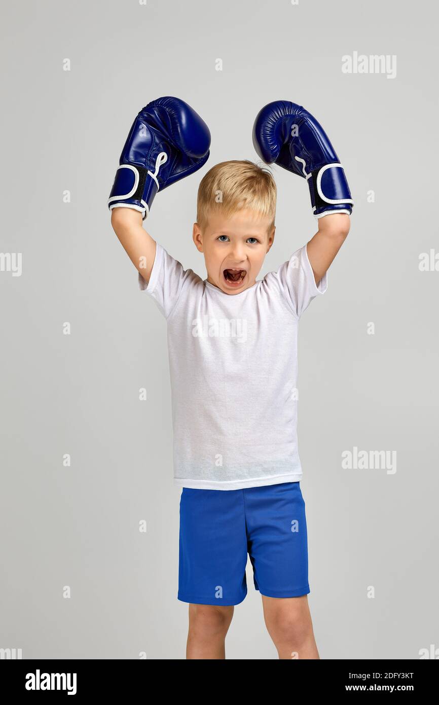 Sport action gesturing hi-res stock photography and images - Alamy